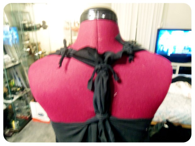 DIY Friday: Let’s Get Ripped! Shirts, That Is… « Set to Stunning