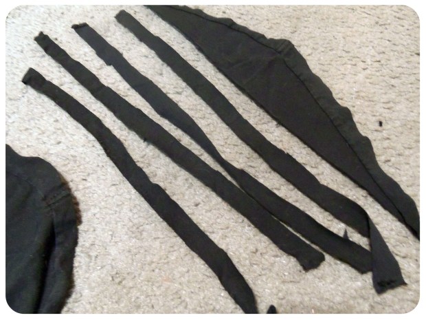 DIY Friday: Let’s Get Ripped! Shirts, That Is… « Set to Stunning